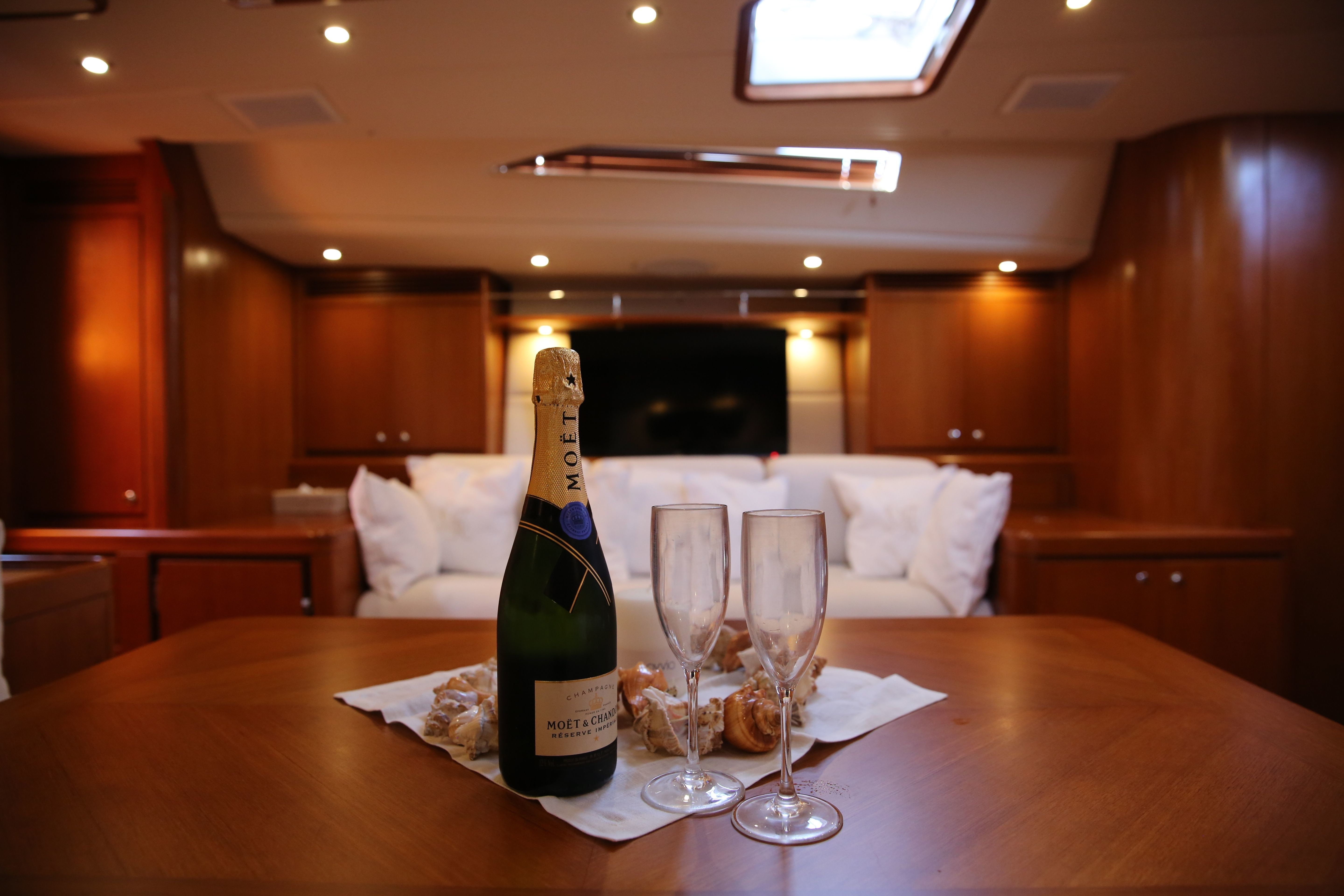 Yacht SOUTHERN STAR, Southern Wind Shipyard | CHARTERWORLD Luxury ...